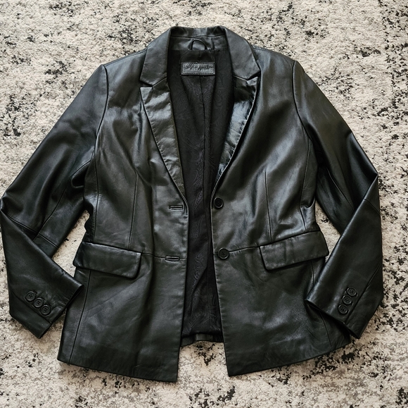 Jaclyn Smith | Jackets & Coats | Jaclyn Smith Classic Vintage Leather ...